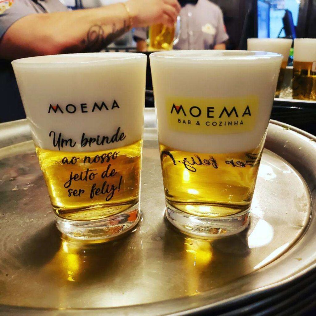 Moema Bar: boemia de São Paulo no coração da Savassi - SouBH