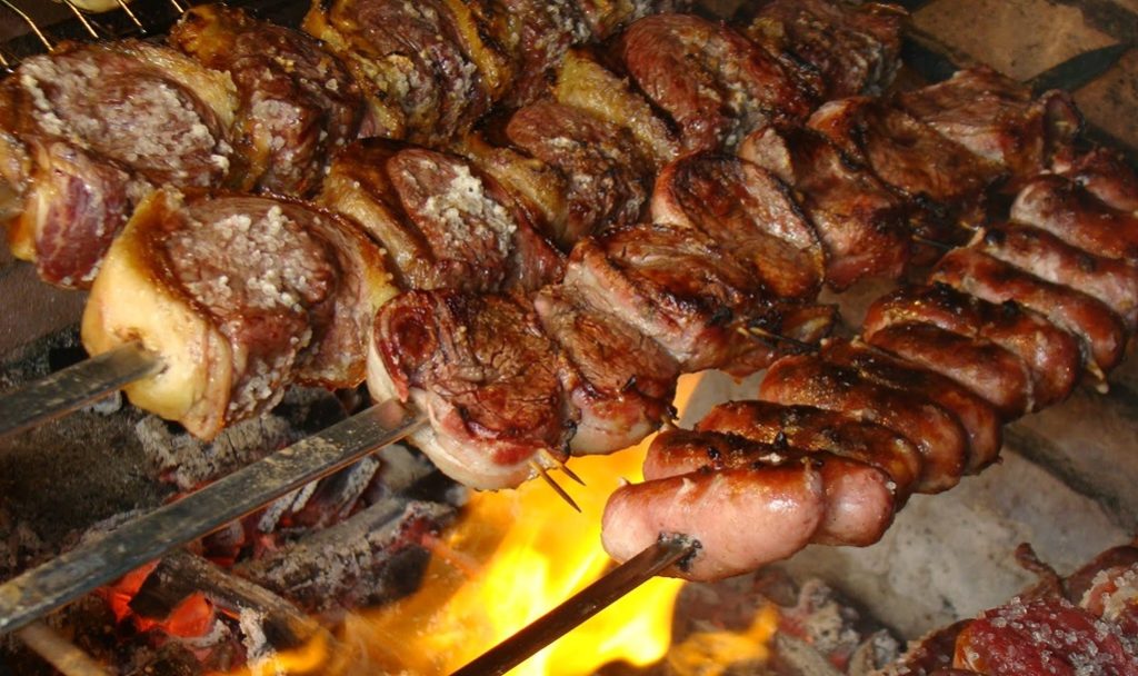 5 lugares para comer churrasco em BH - SouBH