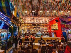 O que comer no Tatu Bola: ponto movimentado na Savassi une brasilidade ...